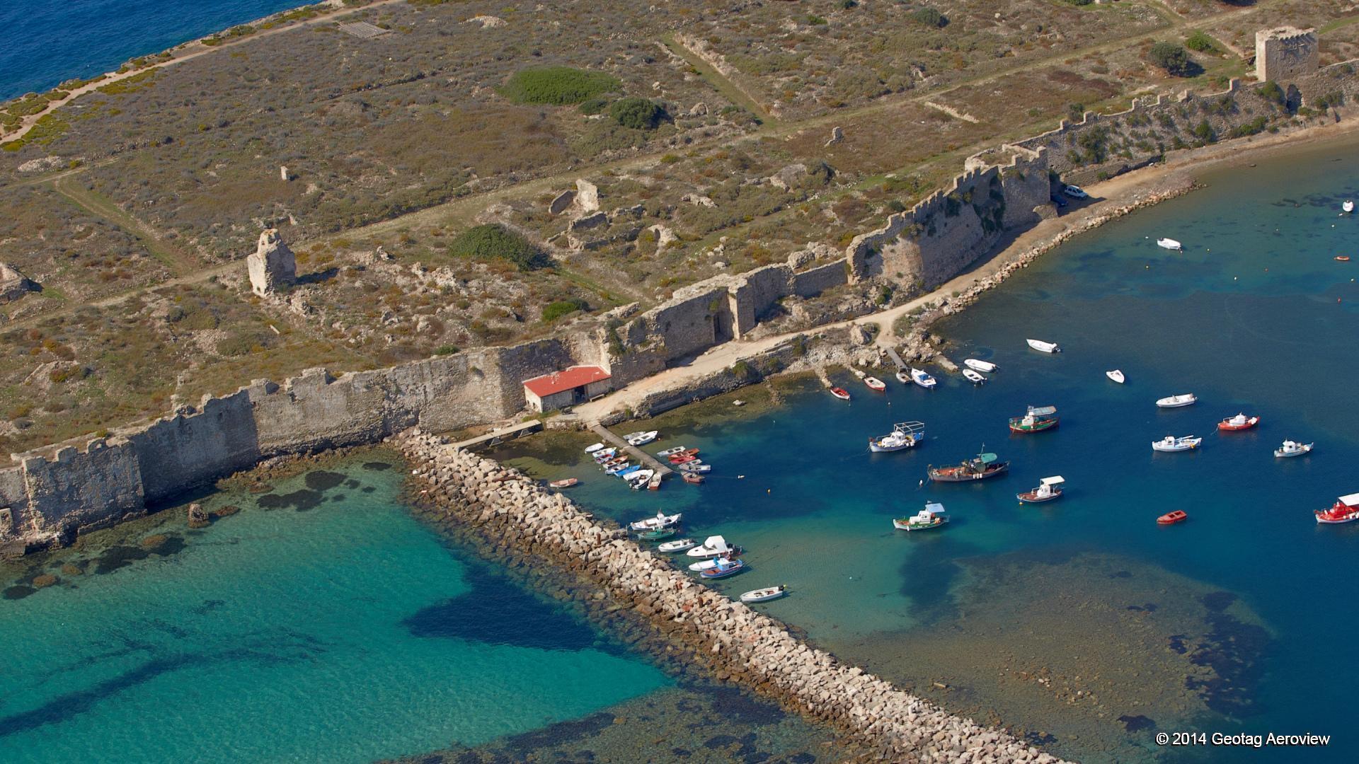 TRIPinVIEW: port Methoni
