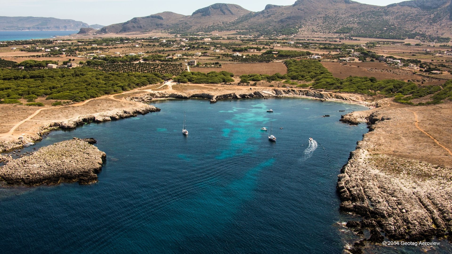 TRIPinVIEW: beach Cala Rotonda