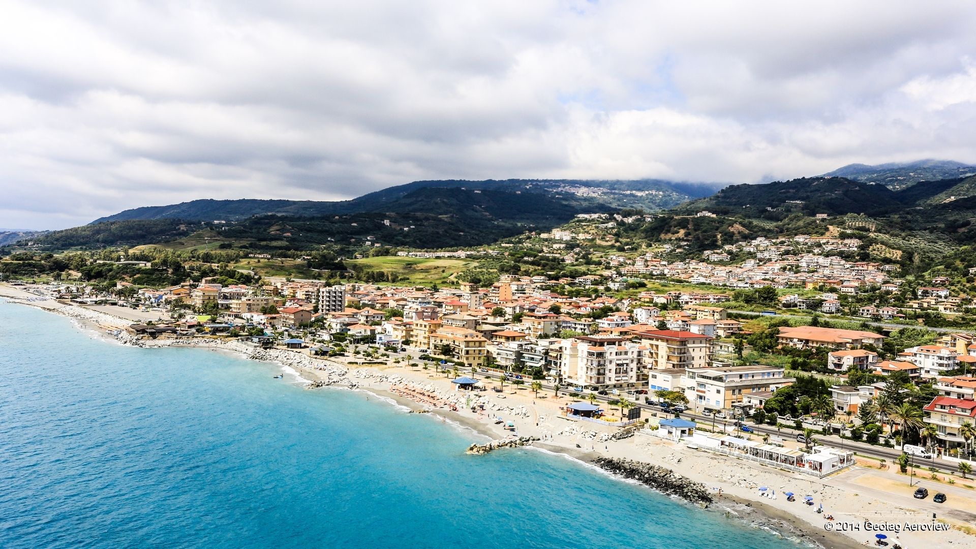 TRIPinVIEW: beach Falerna Marina
