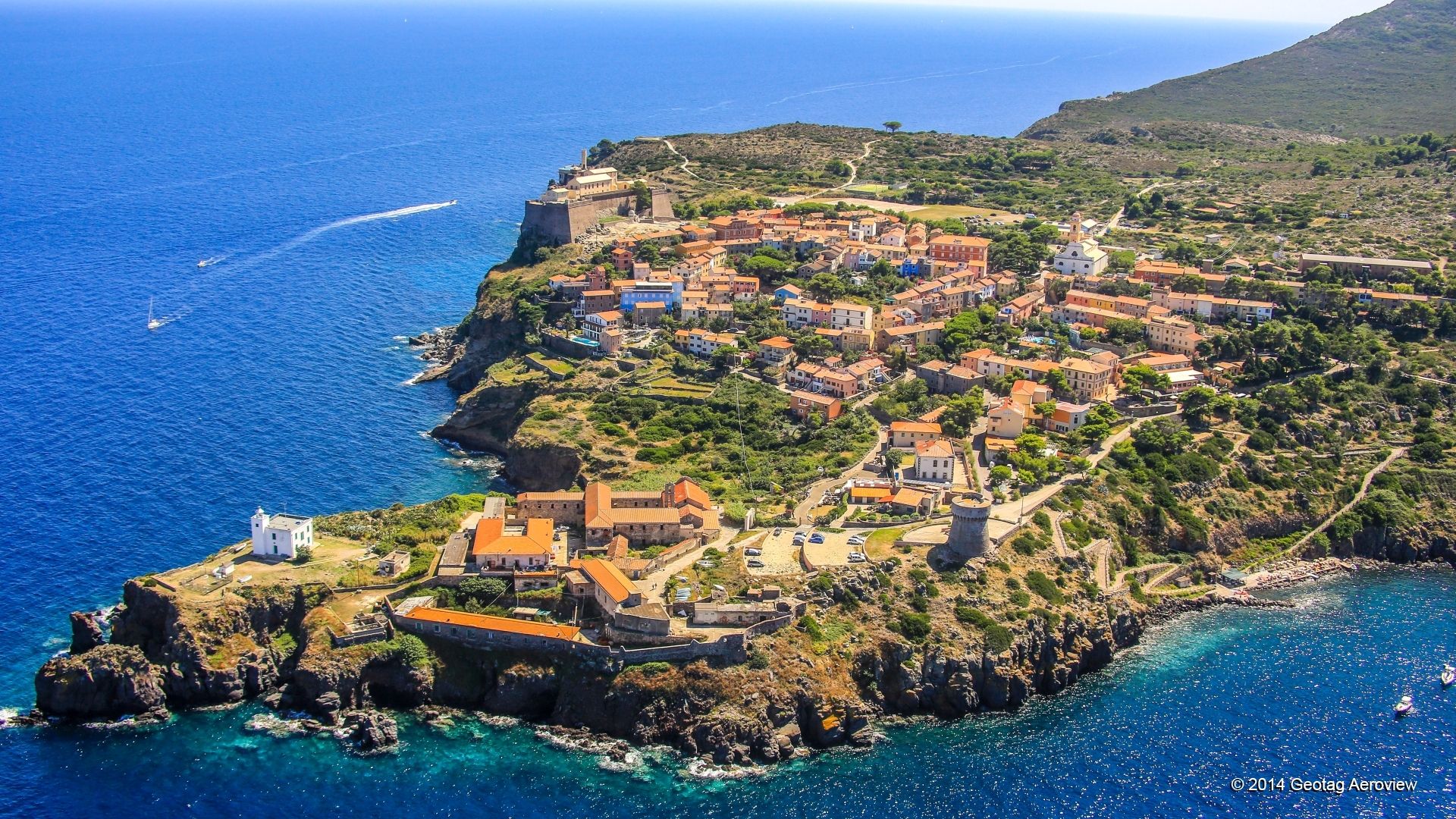 TRIPinVIEW: destination Capraia