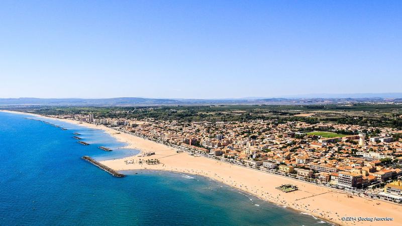 France, Languedoc-Roussillon, Hérault, Béziers, Valras Plage - TRIPinVIEW