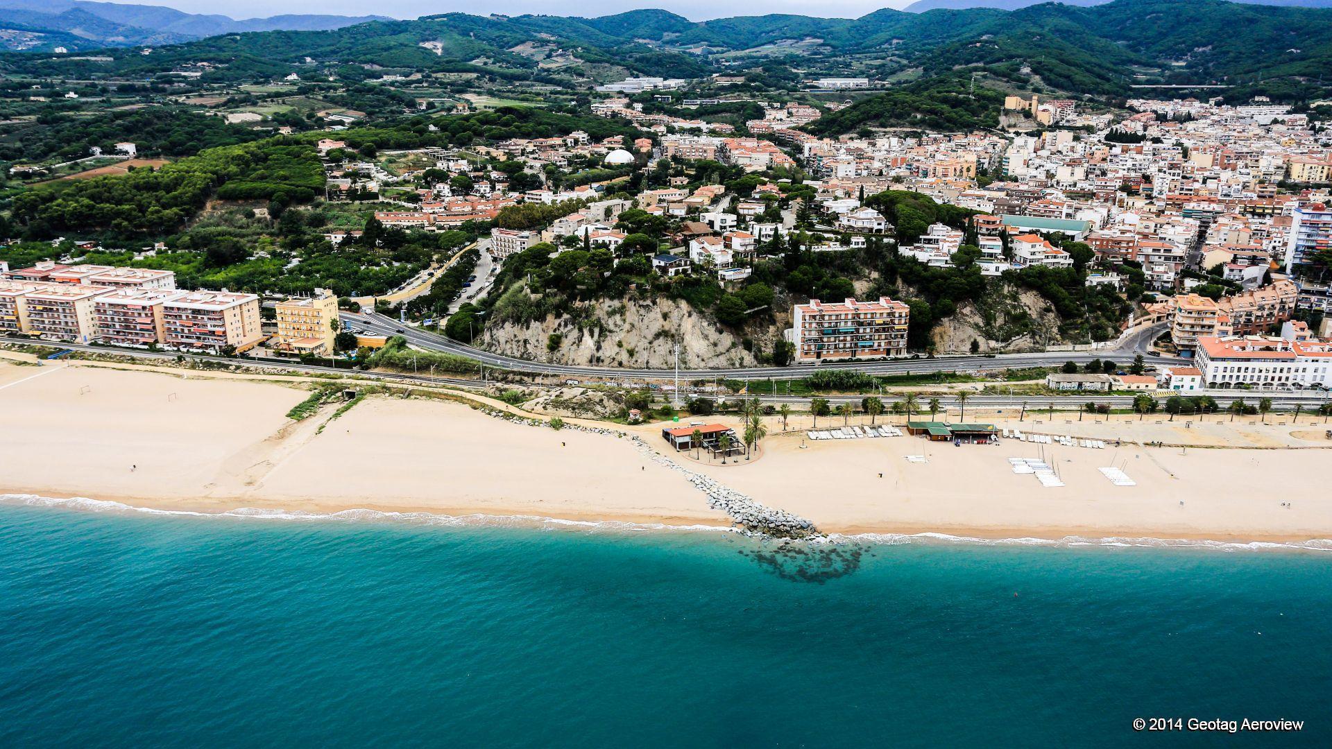 TRIPinVIEW: beach Cavaió Beach (Canet de Mar)