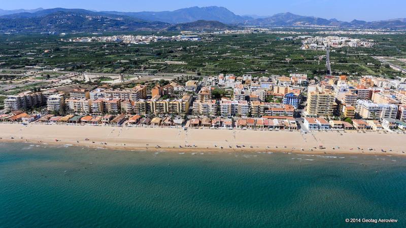 Spain, Comunidad Valenciana, Valencia, Miramar Beach - TRIPinVIEW