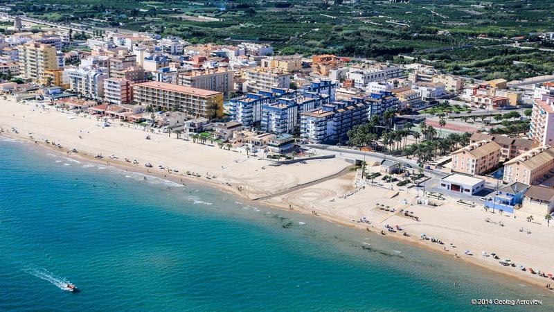 Spain, Comunidad Valenciana, Valencia, Miramar Beach - TRIPinVIEW