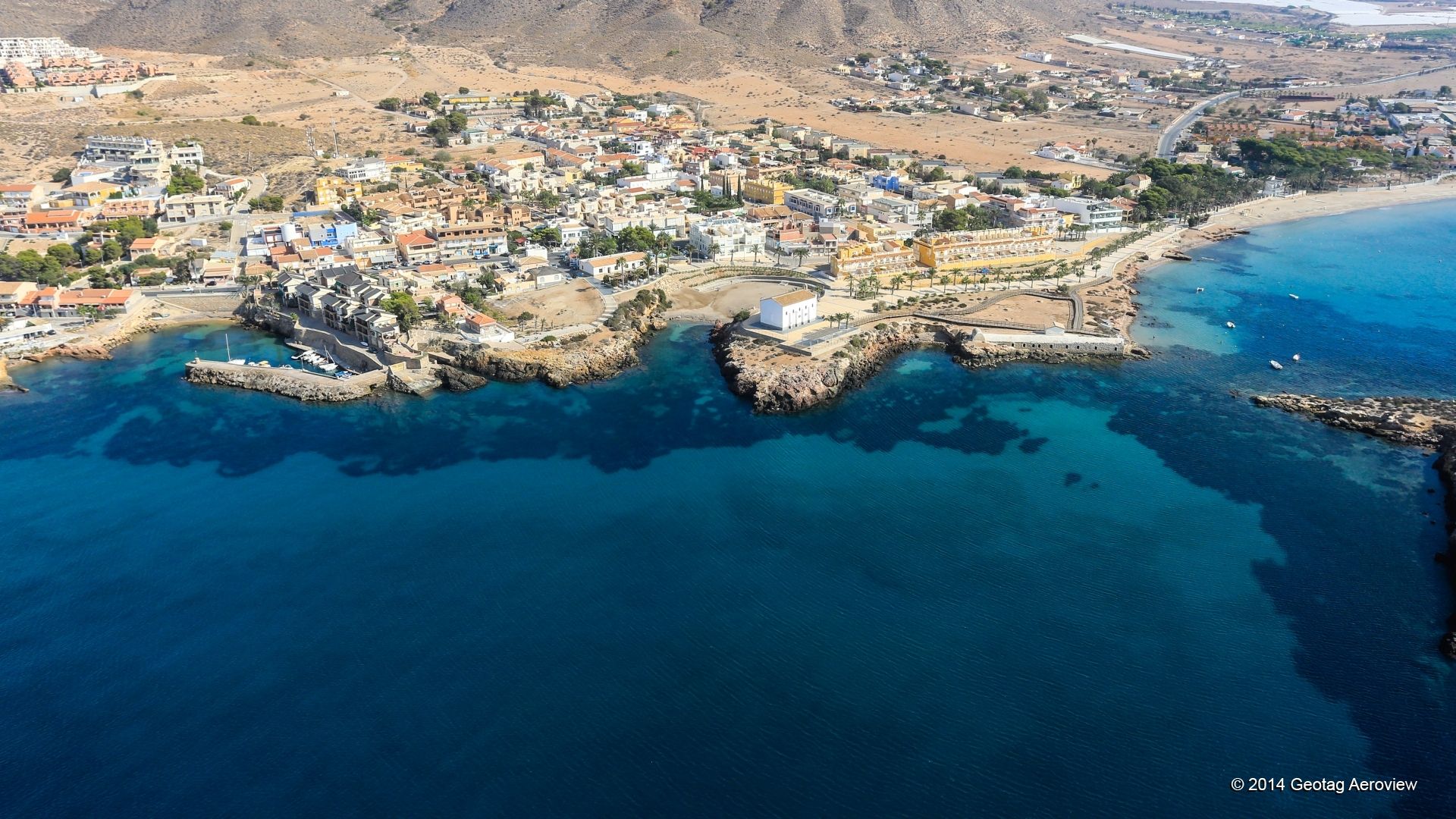 TRIPinVIEW: beach La Caleta Beach