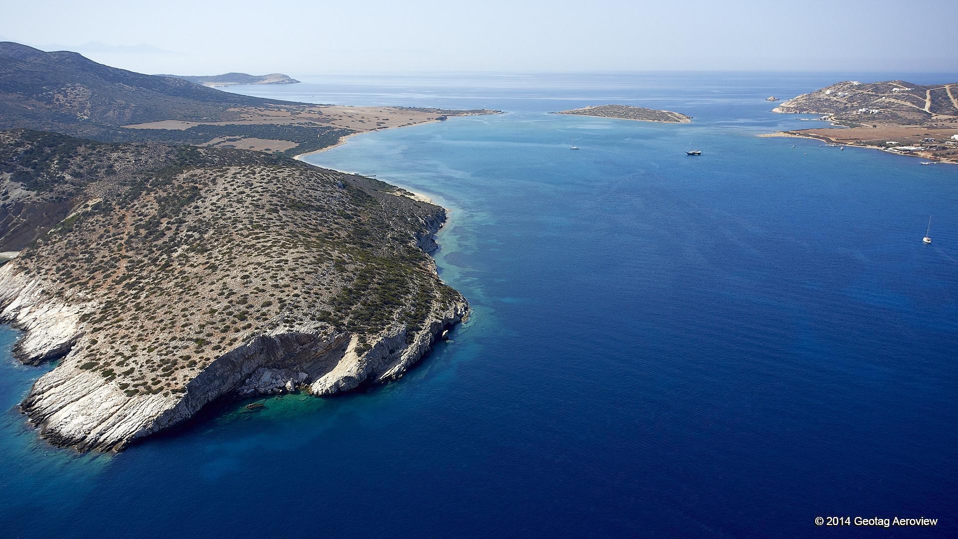 TRIPinVIEW: anchorage Despotico Bay