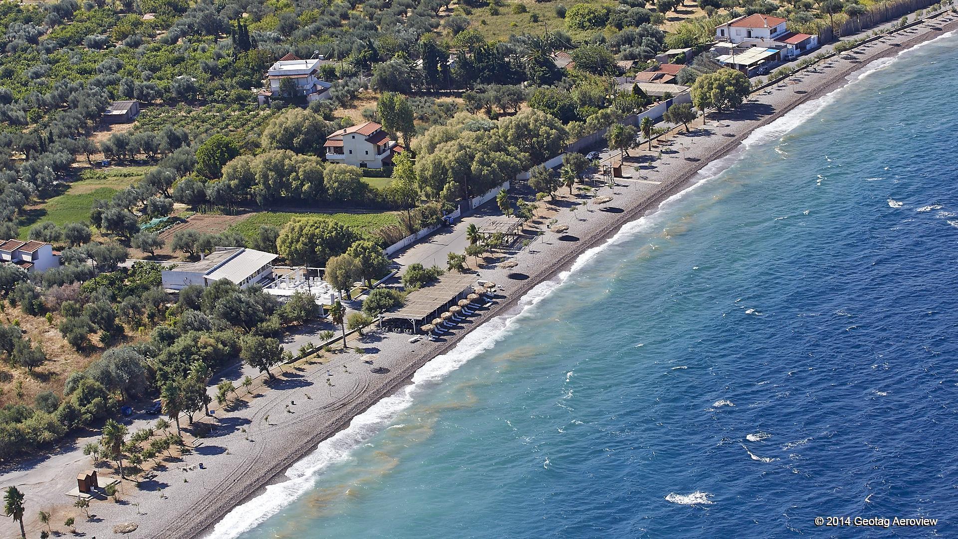 TRIPinVIEW: beach Aigio